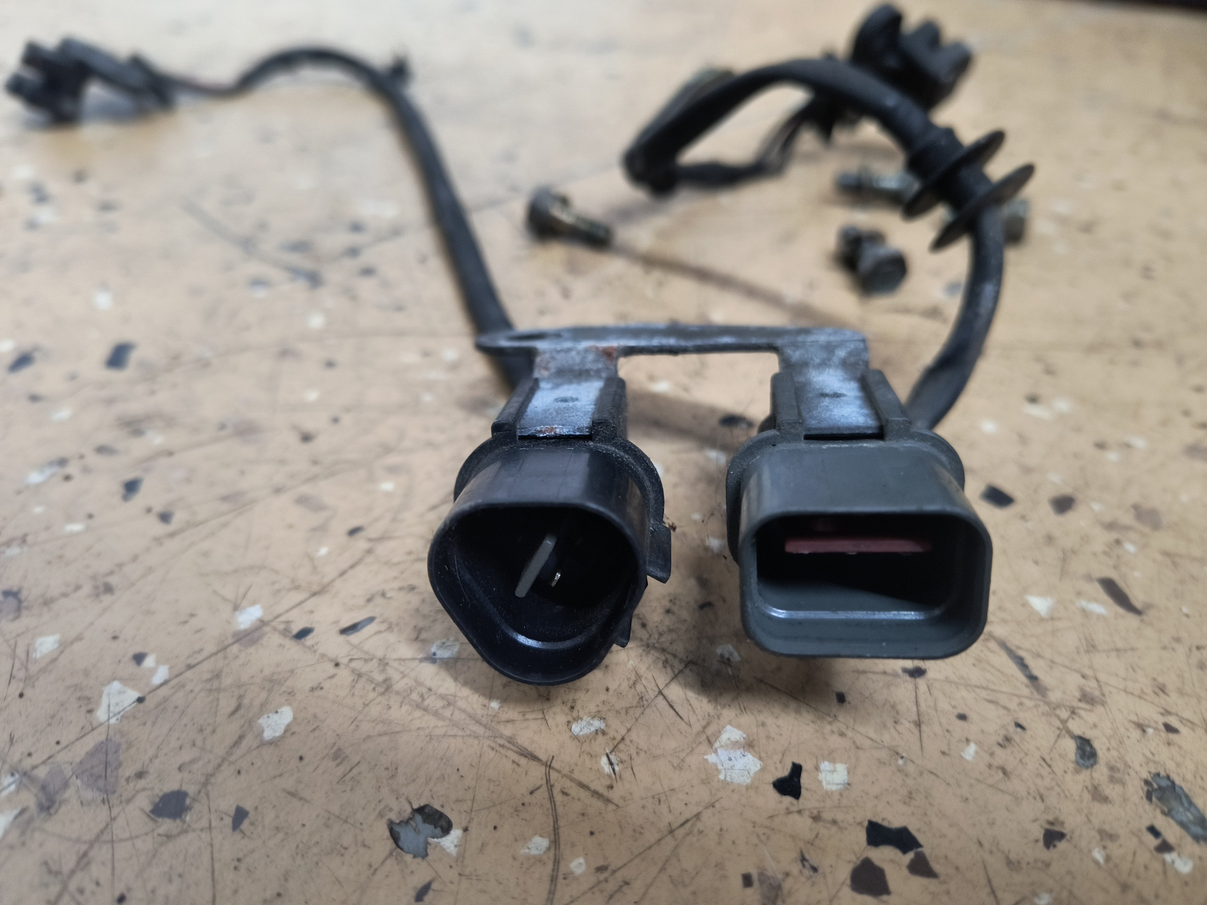3000GT / Dodge Stealth 2nd Gen Cam and Crank Sensor – 3S PART-OUTS